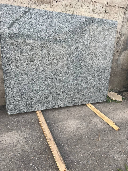 Granit va Mramor