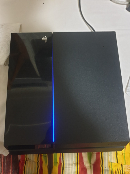 PlayStation 4 с гарантией