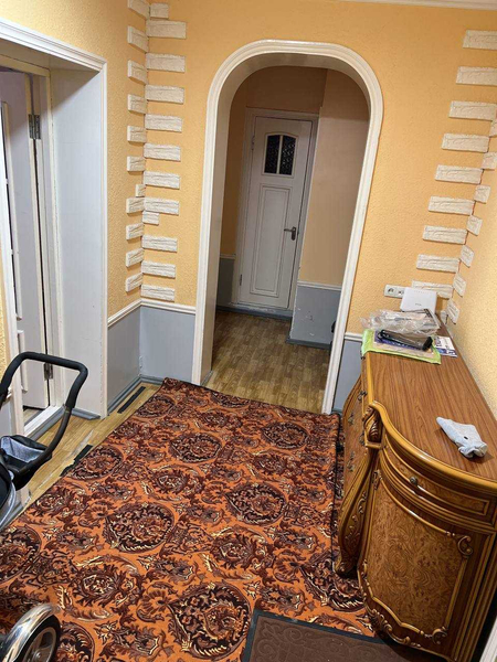 Ж Продается Квартира Сергели 8  3.5.9