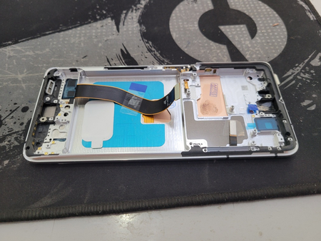 Дисплей с рамкой Samsung S21ultra
