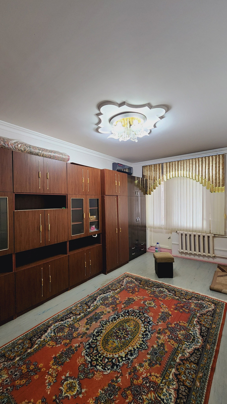 Продаётся Алгаритм  30 кв 13 дом 4 комнатная