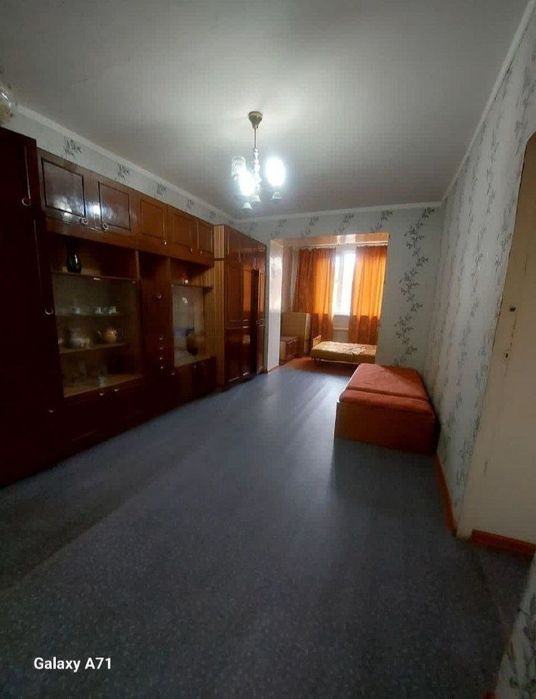 Prodam!!! Квартиру 3в4 ком с балконом 2*6 Чилонзар 19 кв