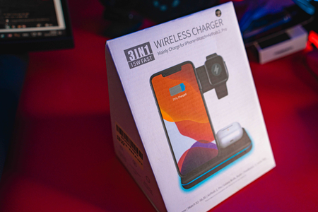 Беспроводная зарядная станция 3в1 Qi для iPhone / Watch / Airpods