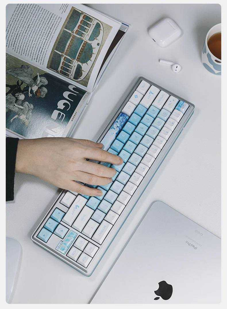 Продам кастомную беспроводную клавиатуру Varmilo Sword68 Ariel!