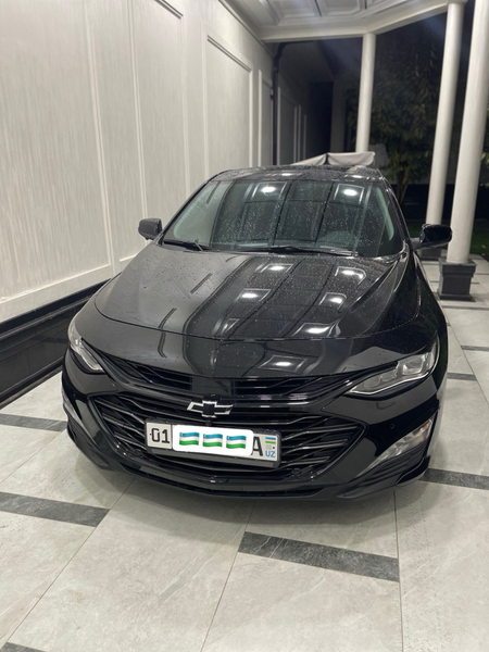 Malibu XL 2023 navarotli 15.000 km toza