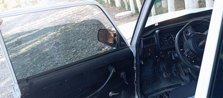 Vaz 2107 sotiladi