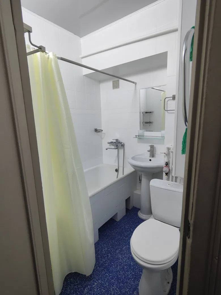 Ц5  1/4/4 Кирпич Балкон2*6м² Общ пл42м²