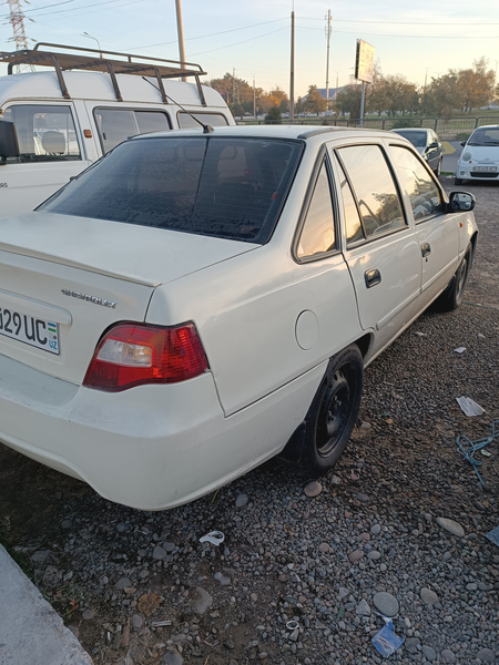 Nexia 2 sotiladi