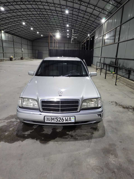 W202 C180 111 motor 1.8 Metan bor 1996 yil 355 ming probeg