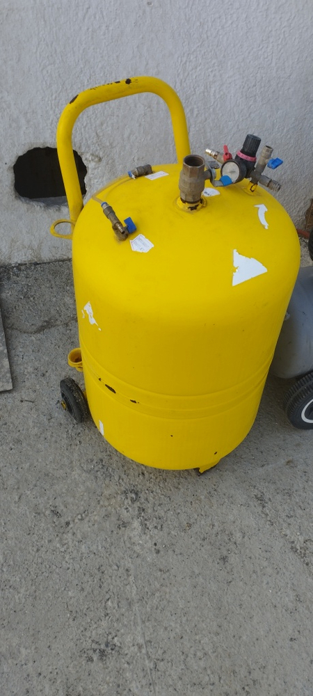 Karcher 1000$ kelishamiz