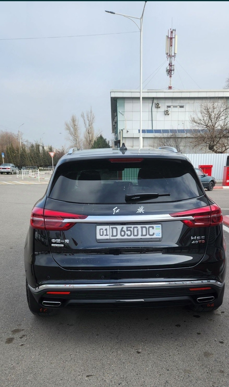 Продам  срочно Honqi Hs5