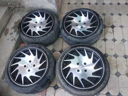 Saka diska sotiladi R17