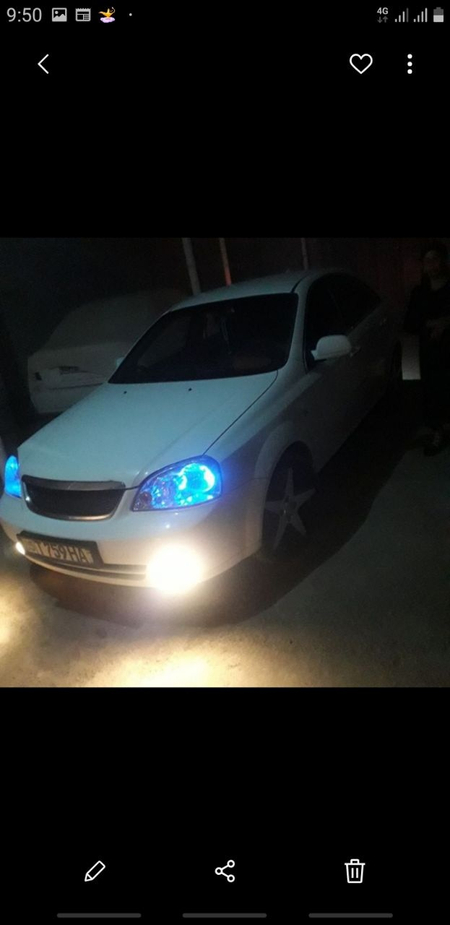 Lasetti 1.8 sotiladi