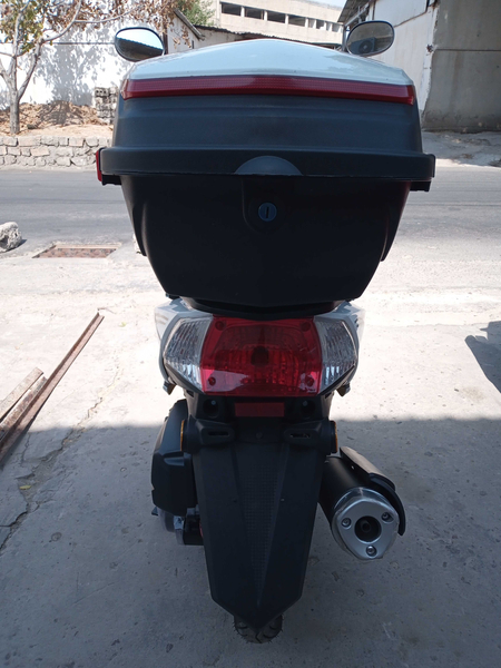 umuman yengi skuter 150 kub