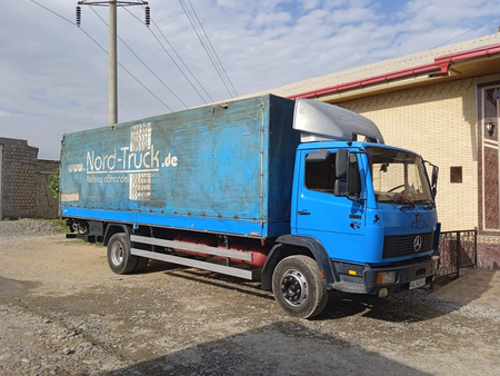 Mersedes benz 1317