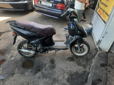 Продаю скутер срочно