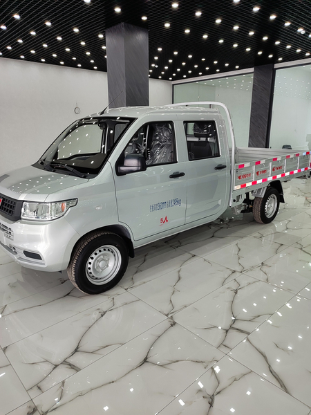 Wuling Rongguang New Truck Double Row