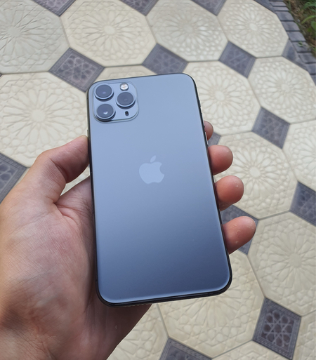 Iphone 11 pro 256 GB 75% Sotiladi holati ideal