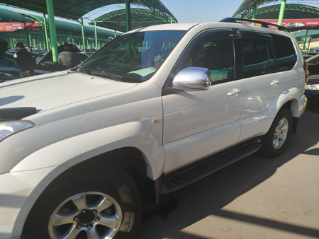 Prado 2008 toza 247000 yurgan halol bir qol ozimizni moshina