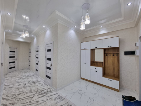 Срочно продаётся 3х квартира Микрораён Новостройка