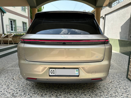 Продается Lixiang L8 Pro