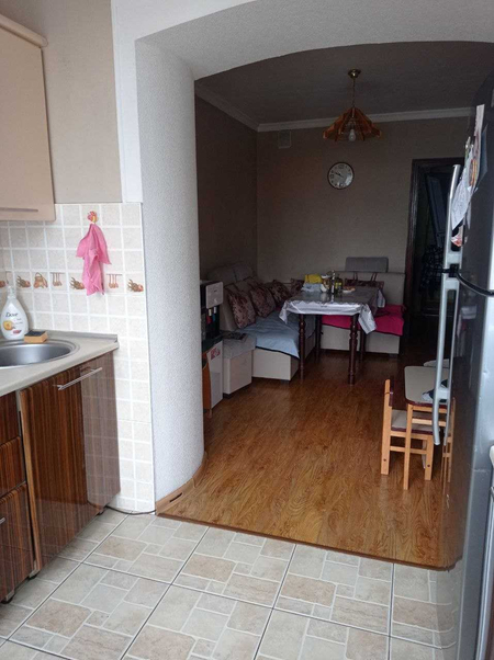 (К122987) Yakkasaroy tumanida 3-xonali kvartira sotiladi