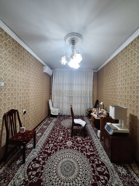 (К129339) Продается 4-х комнатная квартира в Шайхантахурском районе.