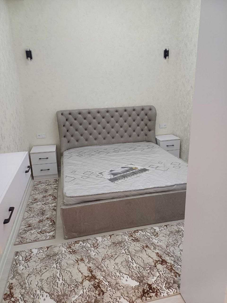 2х комнатная квартира на цокольного этаже 60кв/м, в Самарканде