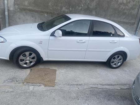 Chevrolet gentra style oq