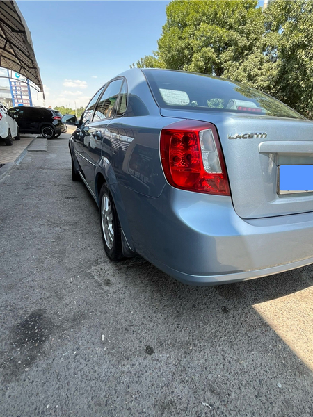 Chevrolet Lacetti 1.8