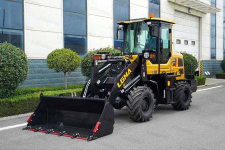 Фронтальный погрузчик LM930