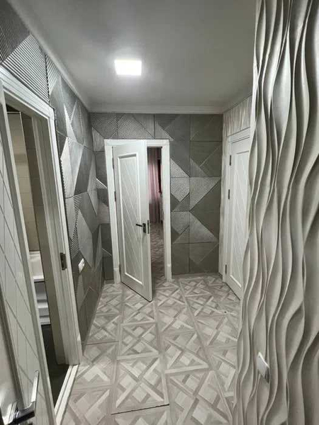 (К124309) Yakkasaroy tumanida 4-xonali kvartira sotiladi