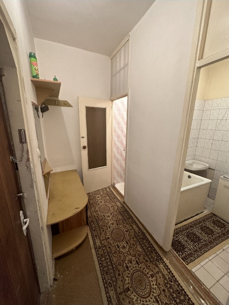 Yunusobod 13 kv 1 xonali 300$ oilaga