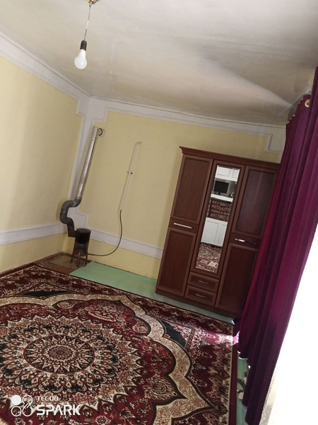 Ховли сотилади срочно