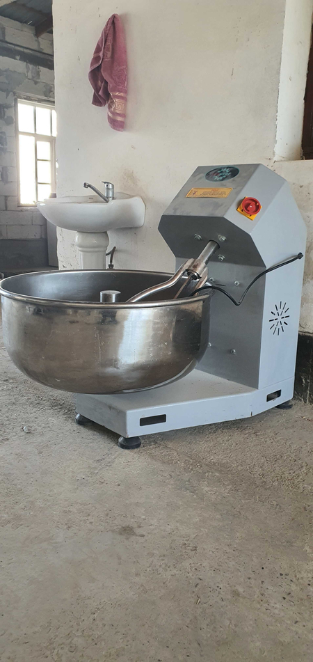 Mikser 50 kg sotiladi