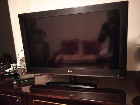 Продаётся LG телевизор