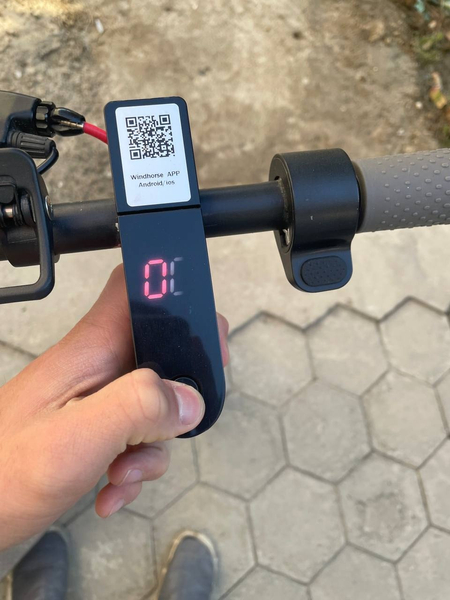 Jet skuter srochna sotiladi