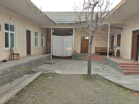 Ховли сотилади, Андижон шаҳар, 7-тор Мухитдинов кўчаси, 24-уй
