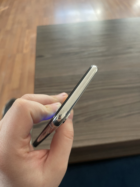 Iphone X sotiladi