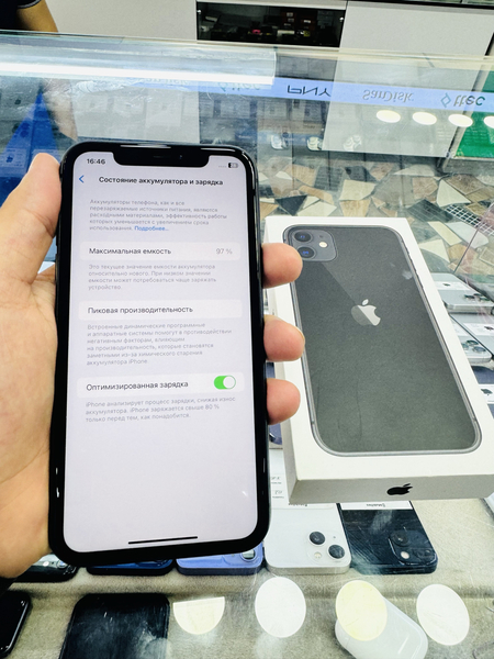 iPhone 11  128 gb black 97% ideal