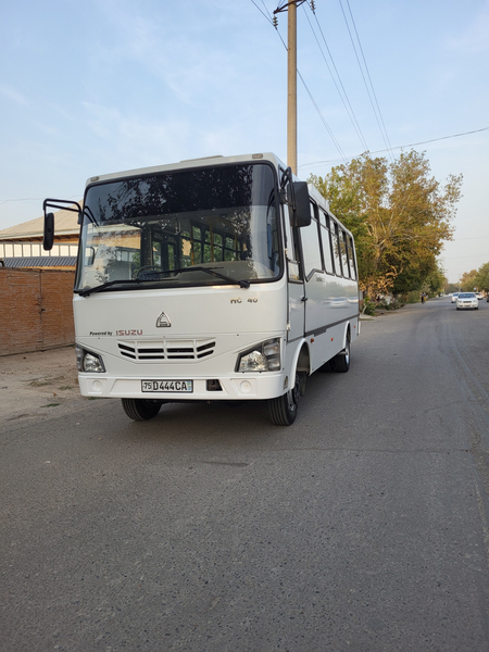 Isuzu aftobus sotiladi