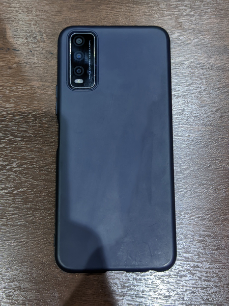 Vivo y20 4/64  .