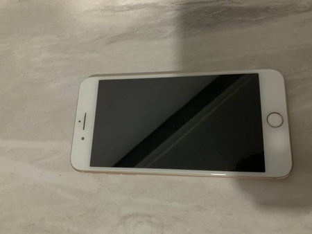 Iphone 8 plus sotiladi