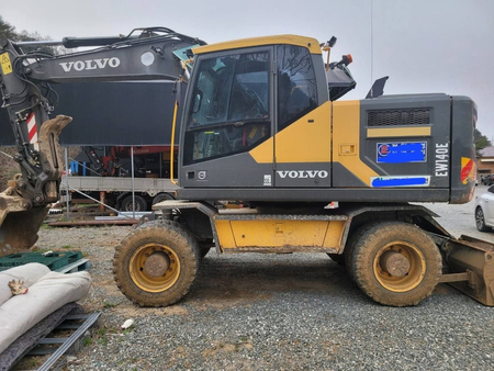 Volvo EW140E 2015yil