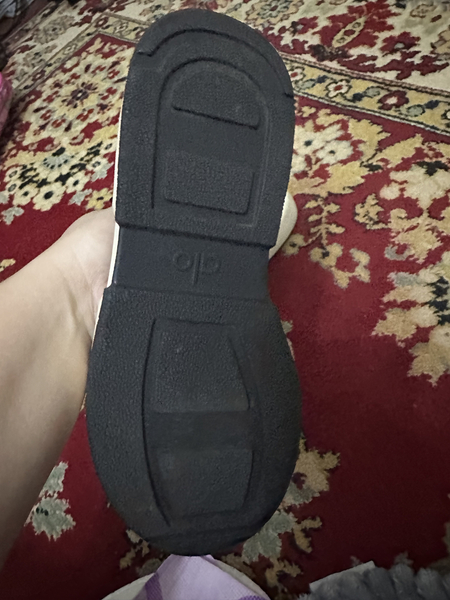 Продаю красовки