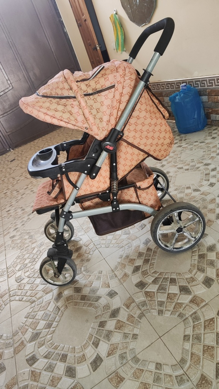 Детские каляски коричнивий