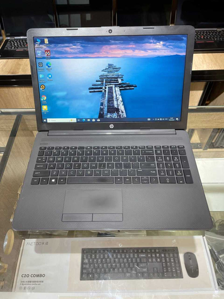 HP 250 G77 intel Core i5-1035G1 озу8гб хард256ssd