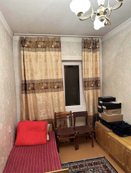 Срочно продается 2/4/5 ком квартира куйлюк массив 5