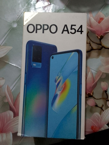 Продается срочно телефон Oppo A 54