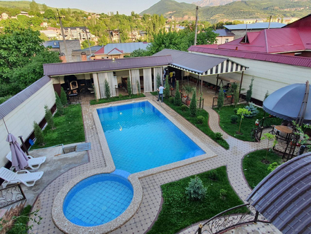 Dacha apelsin bezpasrednik 10 ta kompuuter bilan